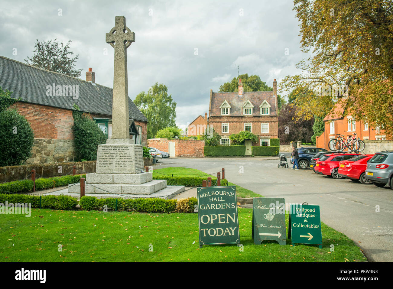 Melbourne Hall & Gardens, Derbyshire, UK. A stately home and 18th ...