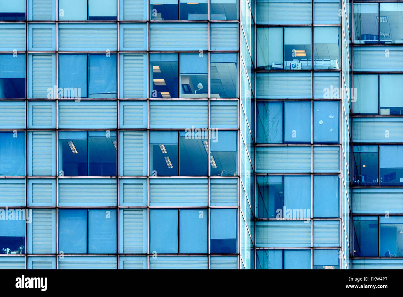 Glass block texture hi-res stock photography and images - Alamy