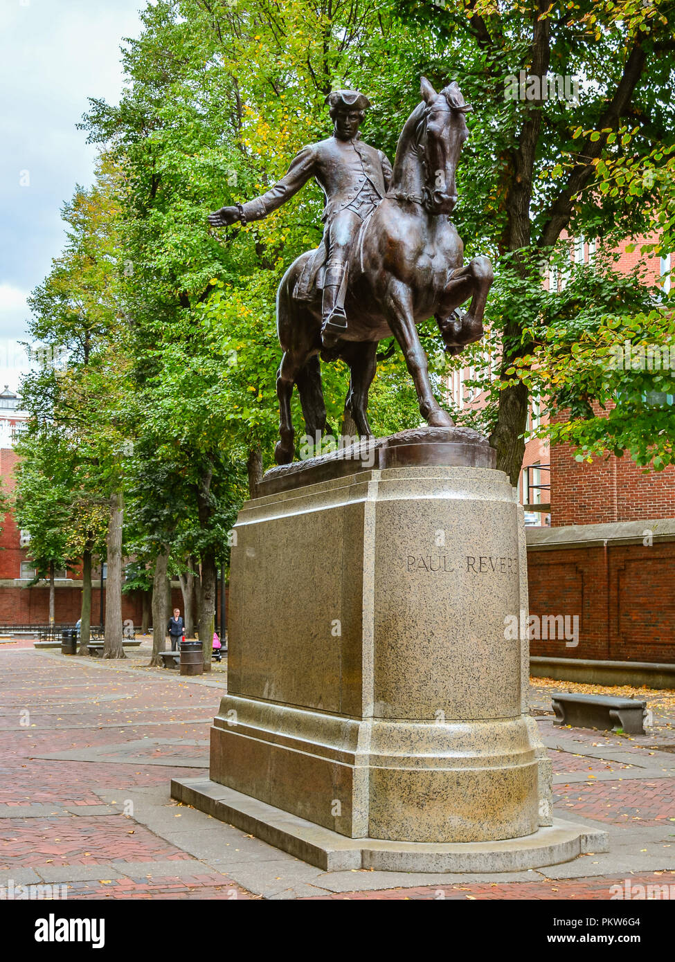 Paul revere ride hi-res stock photography and images - Alamy