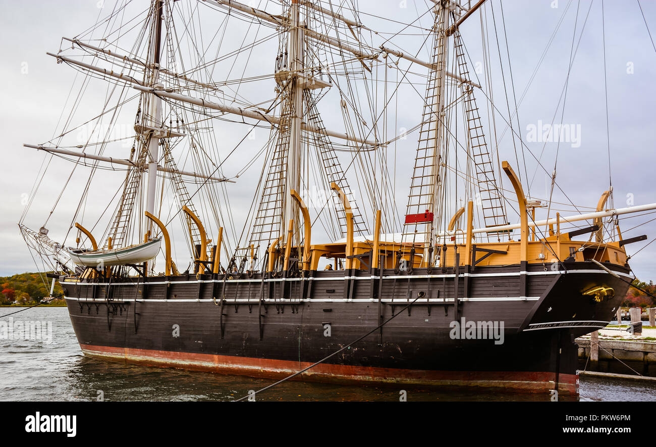 The Charles W. Morgan - America’s oldest commercial ship still afloat ...