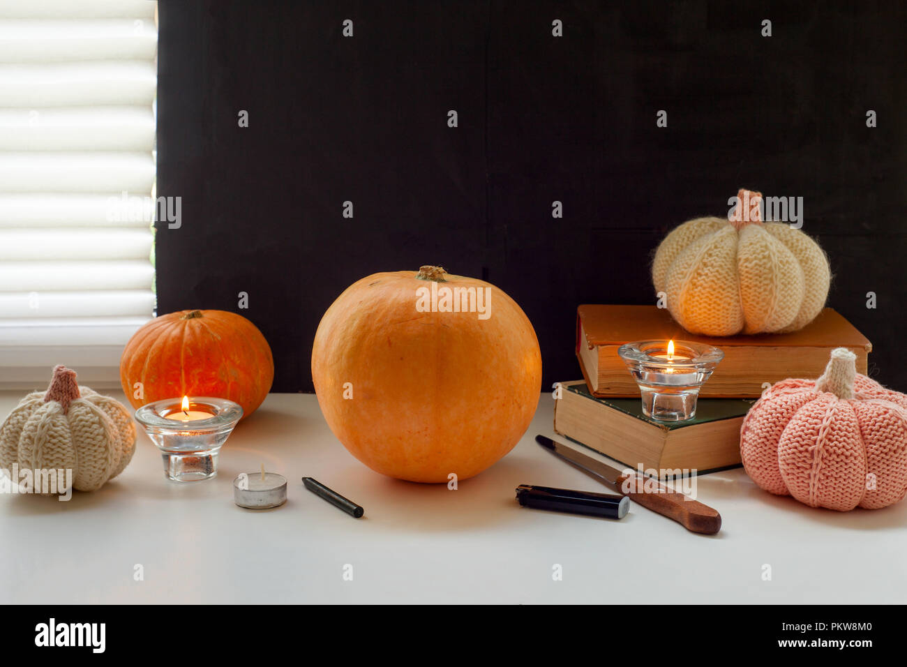 family fun activity - carved pumpkins into jack-o-lanterns for ...
