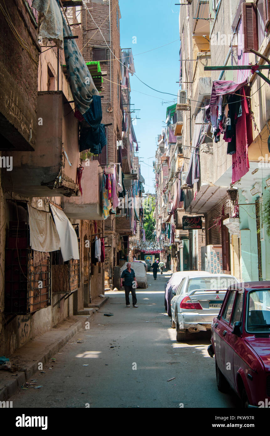 Cairo slums hi-res stock photography and images - Alamy