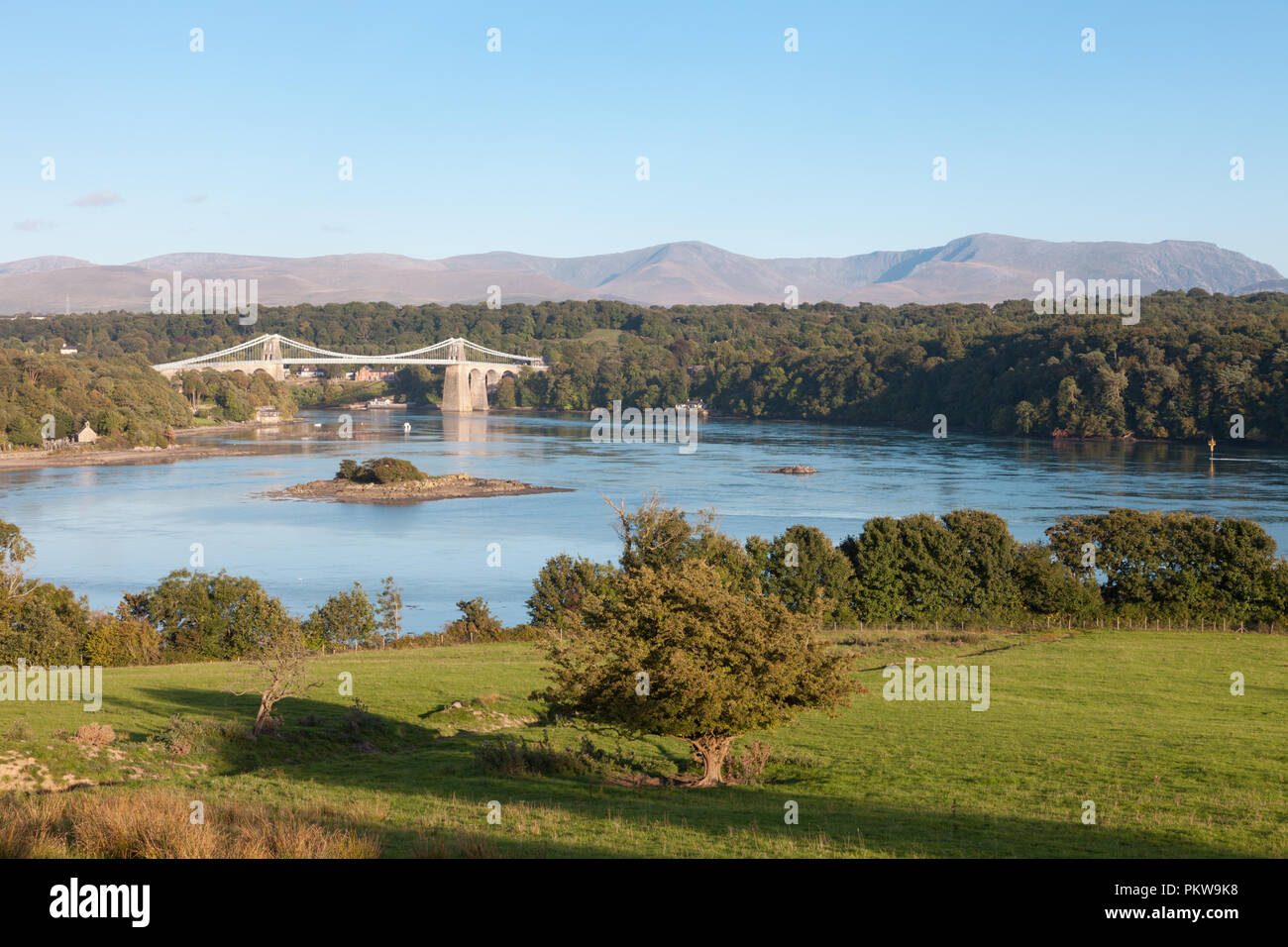 Suspension bridge over the menai straits hi-res stock photography and ...