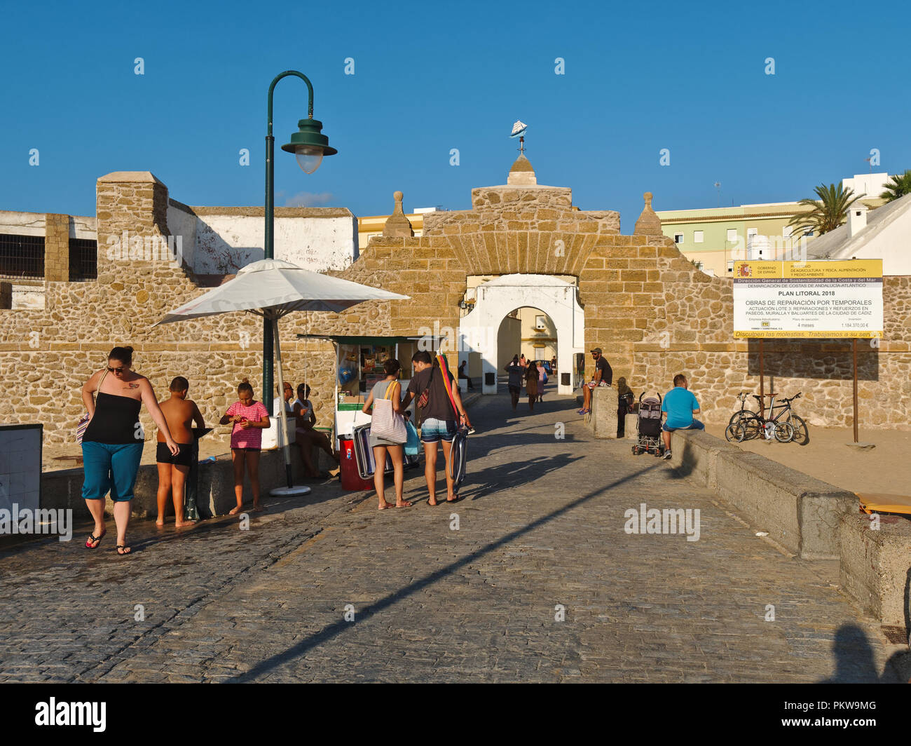 La caleta beach in cadiz hi-res stock photography and images - Alamy