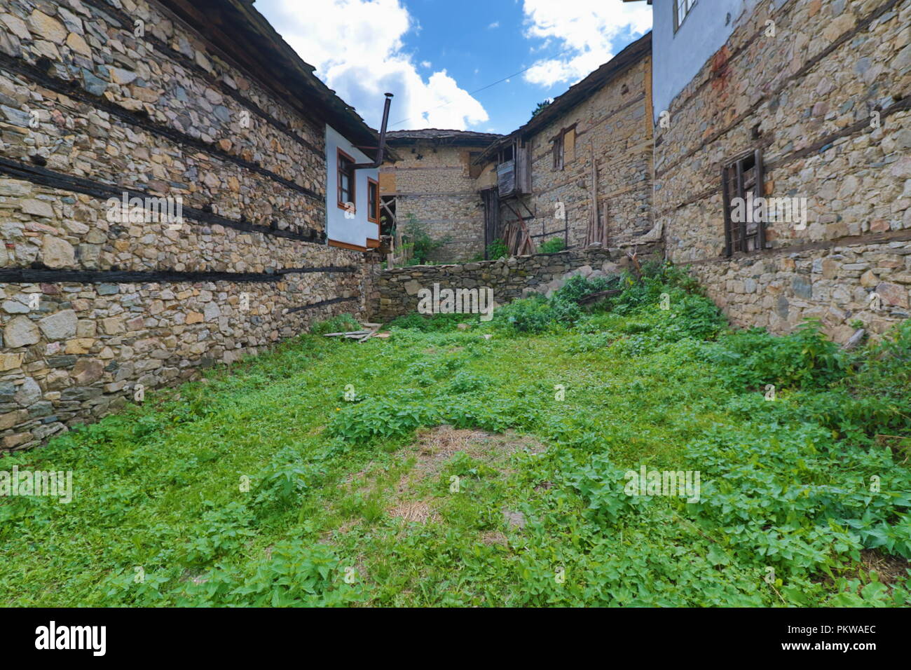 Old houses in the historical cultural reserve village of Dolen ...