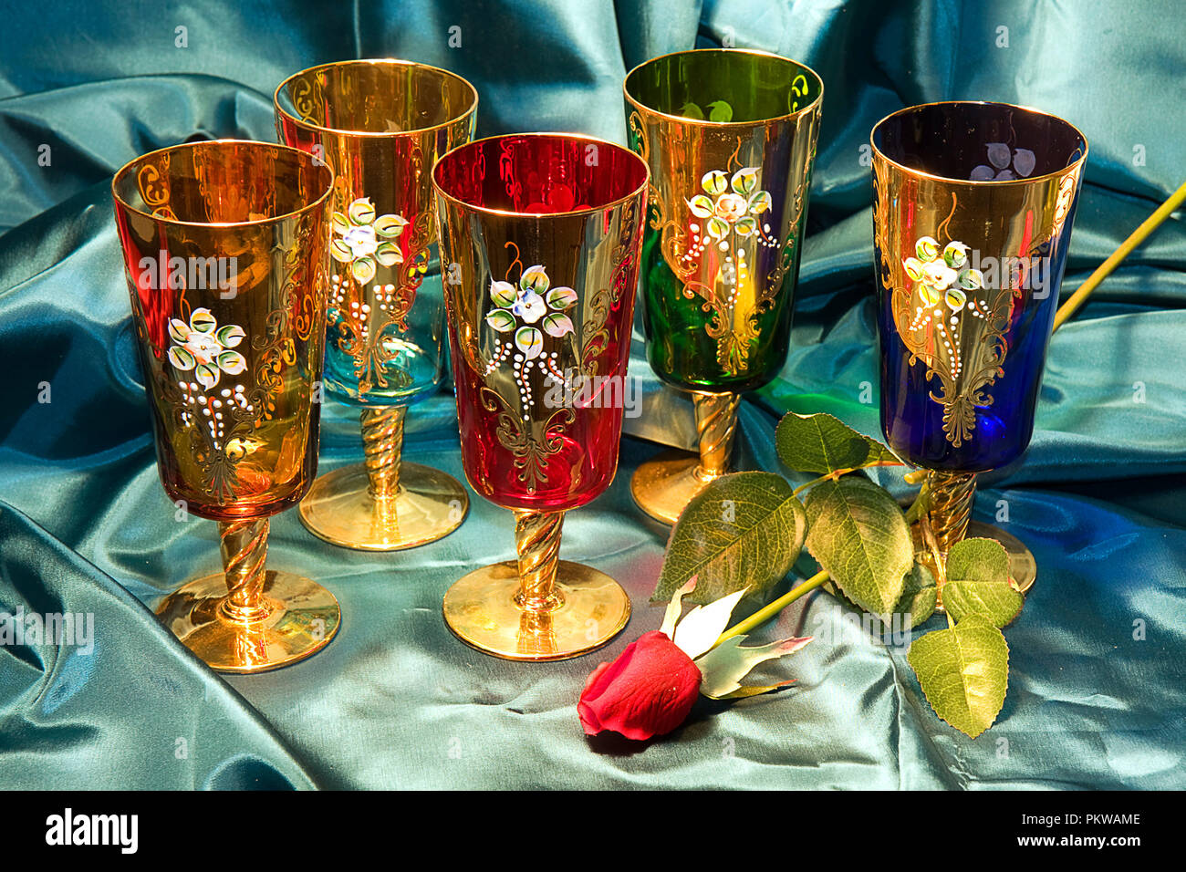 Vintage glassware hi-res stock photography and images - Alamy
