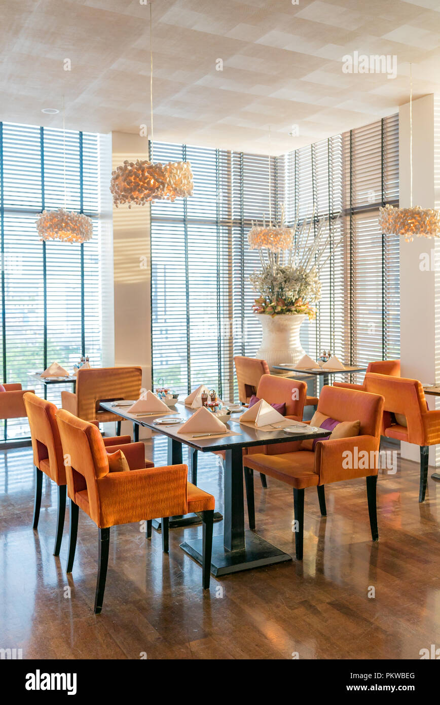 Table Setting interior in Restaurant Stock Photo - Alamy