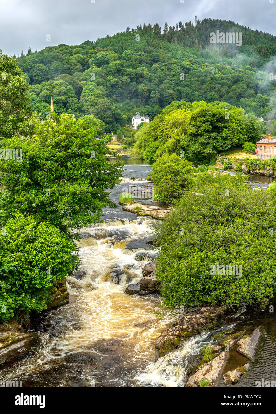 Llangollen bridge hi-res stock photography and images - Alamy