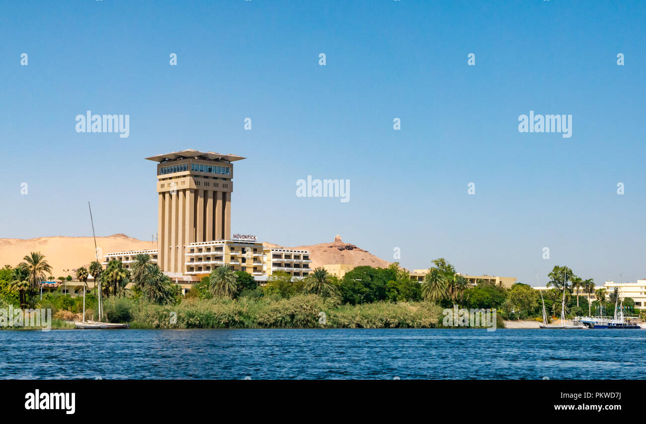 Egypt aswan hotel mövenpick resort hi-res stock photography and images ...
