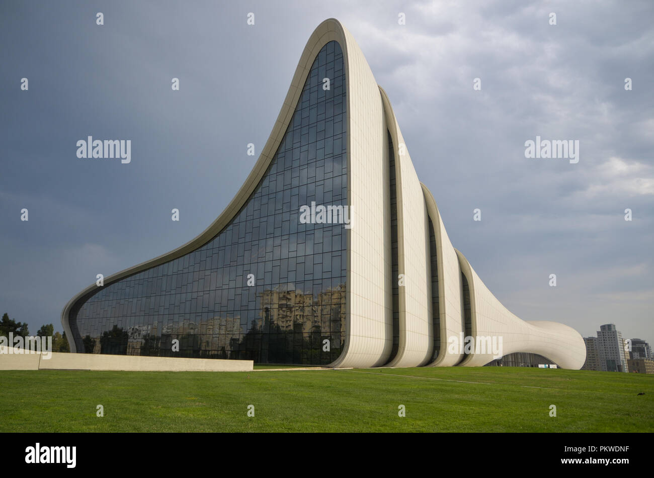 Heydar Aliyev Center in Baku, Azerbaijan Stock Photo - Alamy