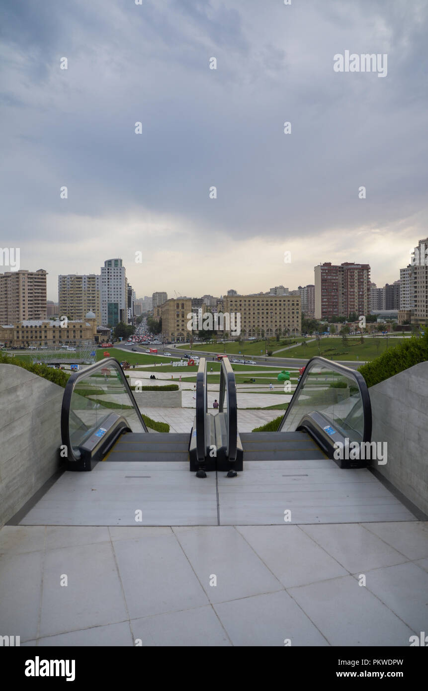 Heydar Aliyev Center in Baku, Azerbaijan Stock Photo - Alamy