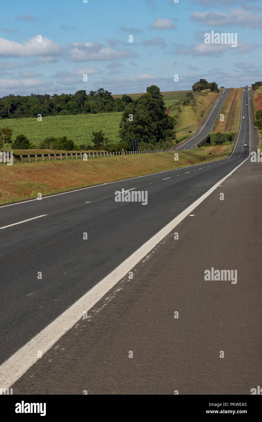 Beautiful expressway hi-res stock photography and images - Alamy