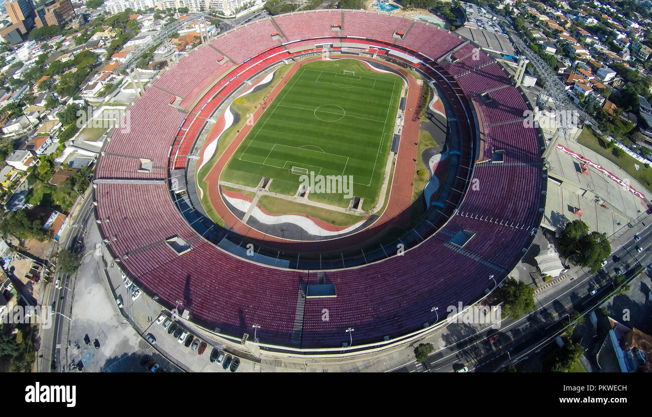 Brazilian stadiums hi-res stock photography and images - Alamy