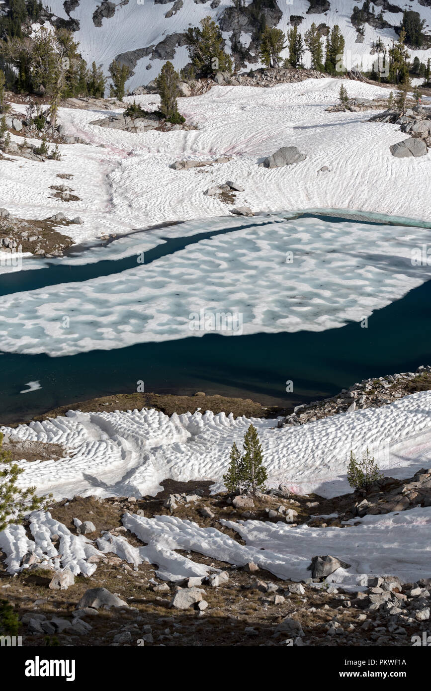 Floating patterns hi-res stock photography and images - Alamy