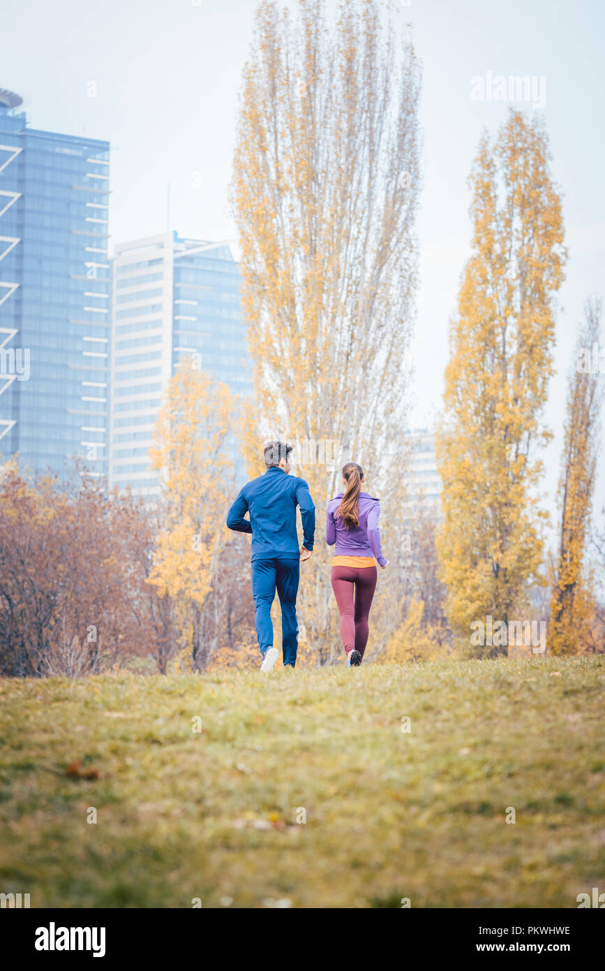 Then running behind her friends hi-res stock photography and images - Alamy