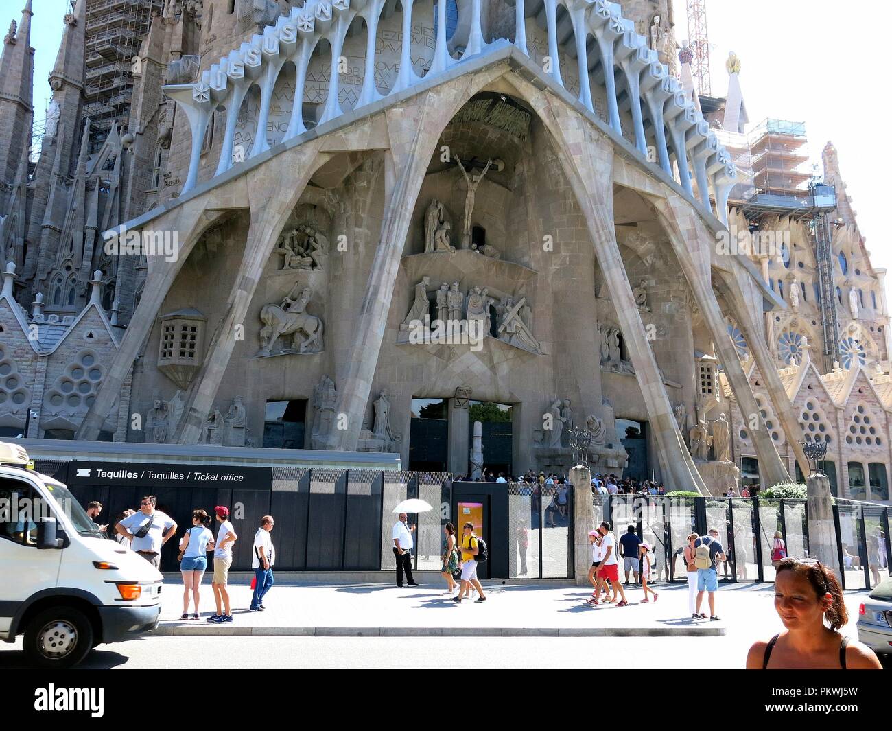 Tourists visiting Sagrada Familia, Barcelona, Spain Stock Photo - Alamy