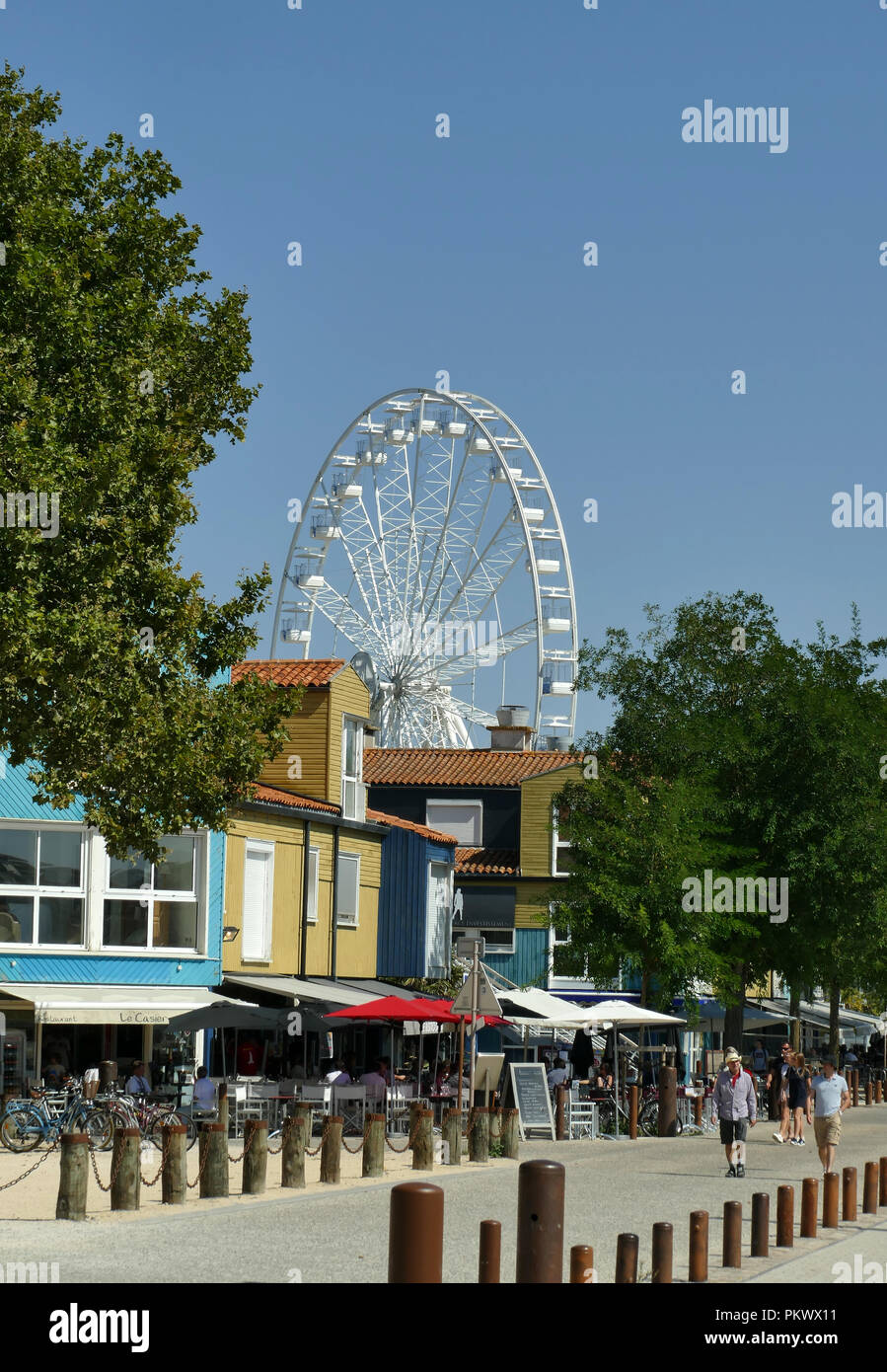 White big wheel hi-res stock photography and images - Alamy