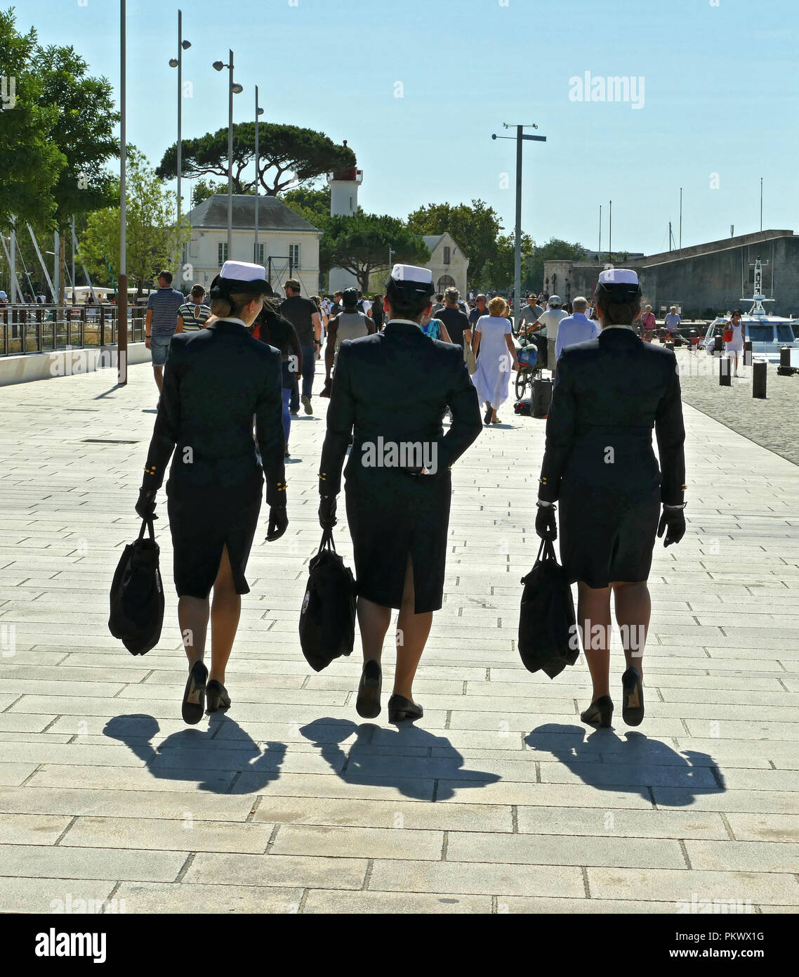 Female in uniform hi-res stock photography and images - Alamy
