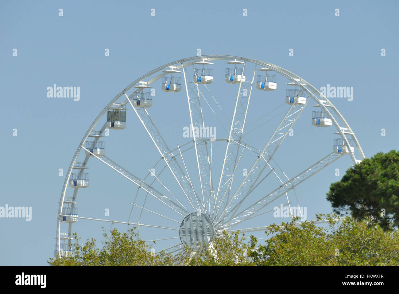 White big wheel Stock Photo - Alamy