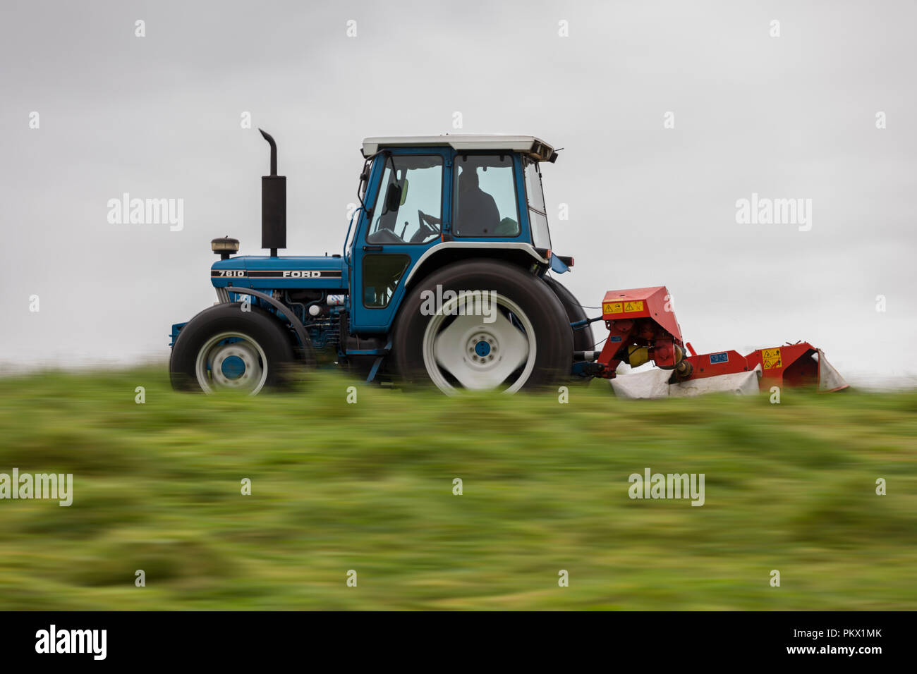 Farmer cutting silage hi-res stock photography and images - Alamy