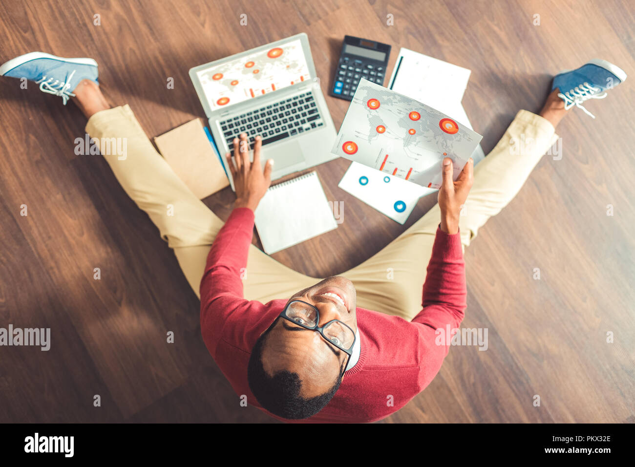 Data matching hi-res stock photography and images - Alamy