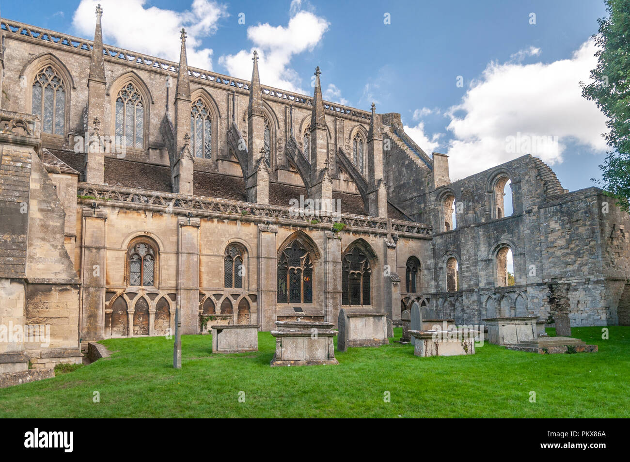 Buildings malmesbury hi-res stock photography and images - Alamy