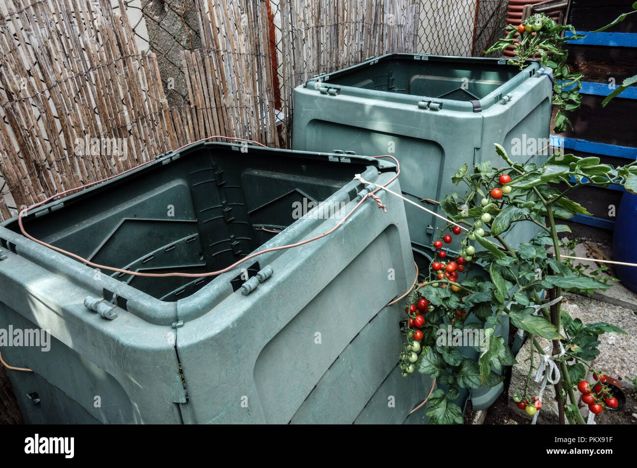 Plastic compost container hi-res stock photography and images - Alamy