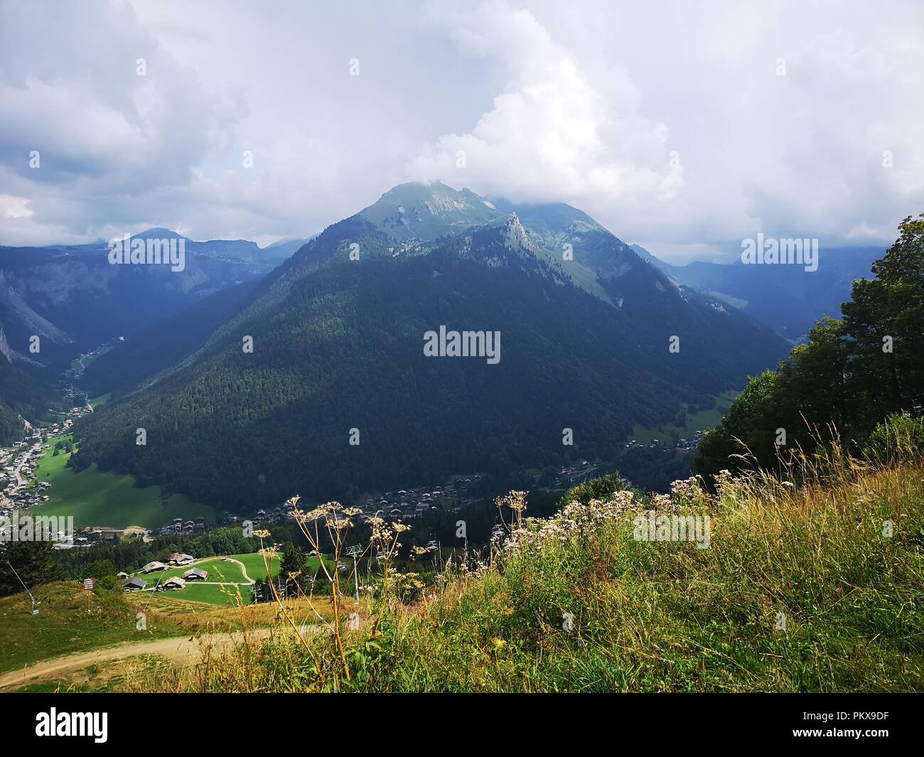 Morzine france bike hi-res stock photography and images - Alamy