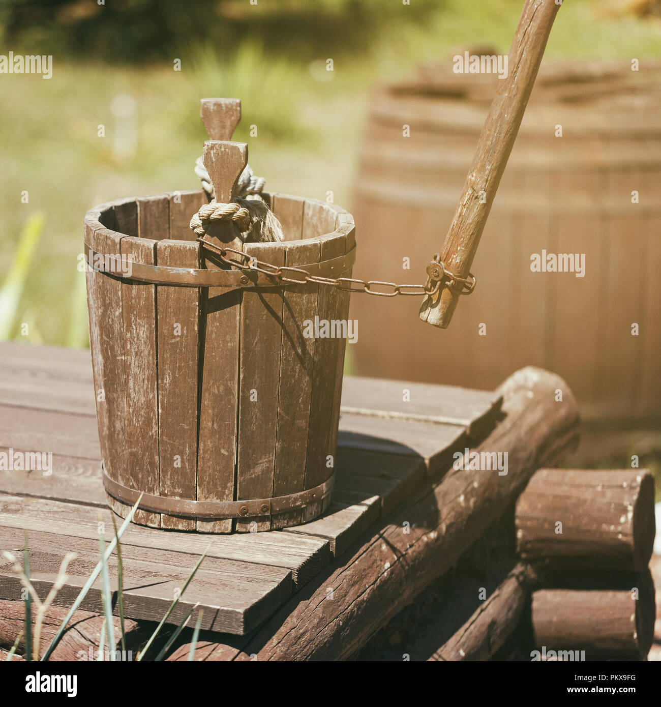 Well bucket country hi-res stock photography and images - Alamy