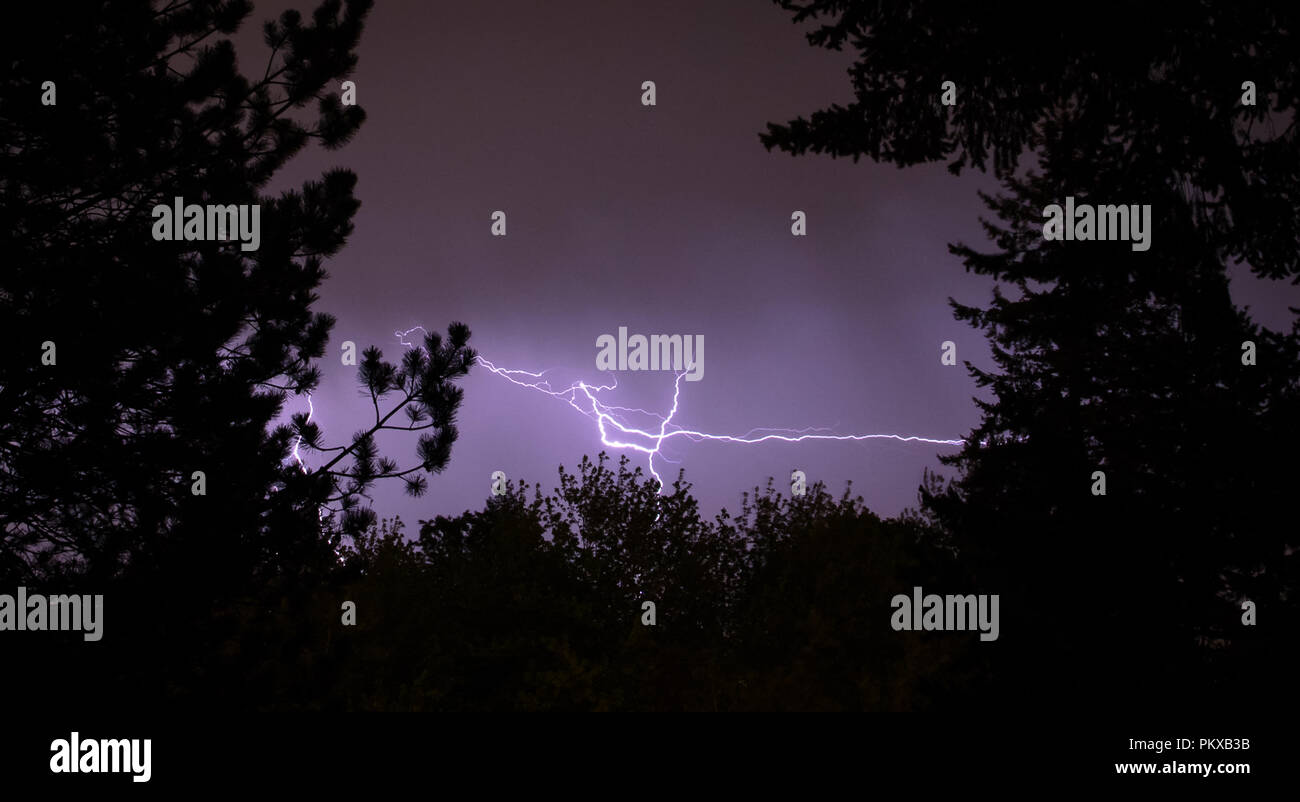 Flashes of colour hi-res stock photography and images - Alamy