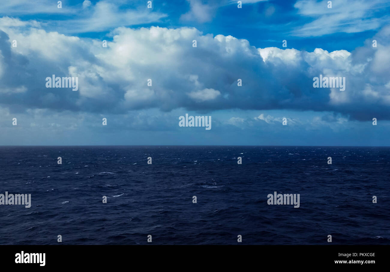 Forming cloudscape hi-res stock photography and images - Alamy