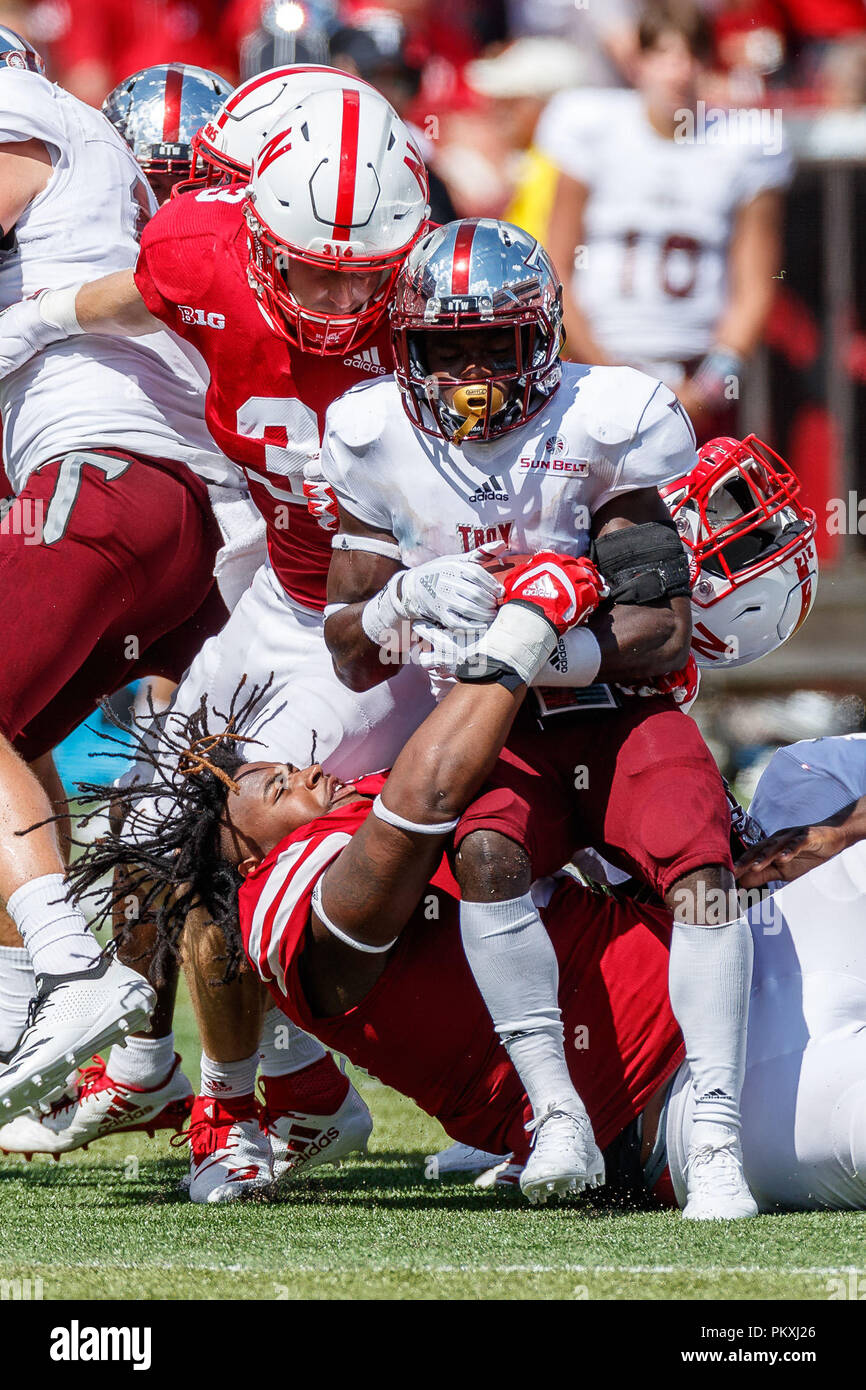 Lincoln, NE. U.S. 15th Sep, 2018. Nebraska Cornhuskers defensive ...