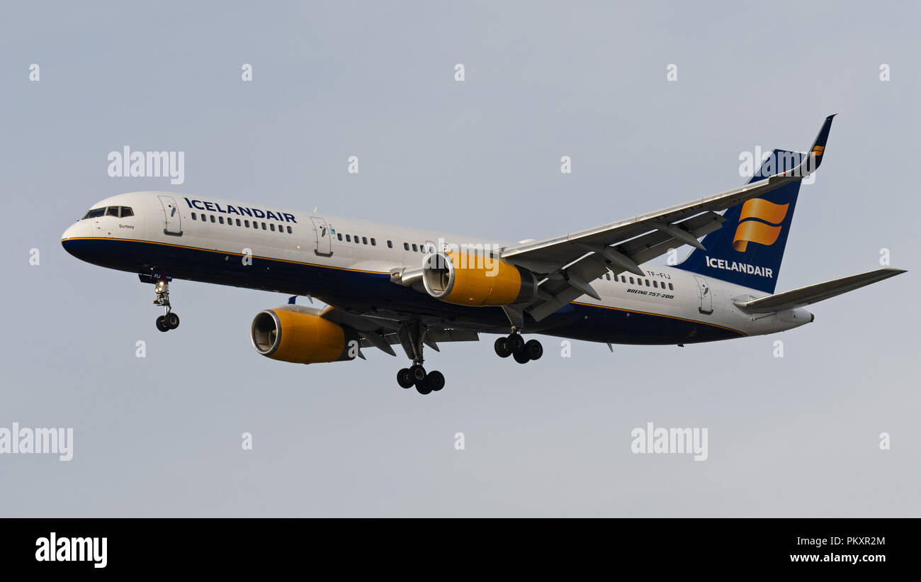 Richmond, British Columbia, Canada. 28th Aug, 2018. An Icelandair ...