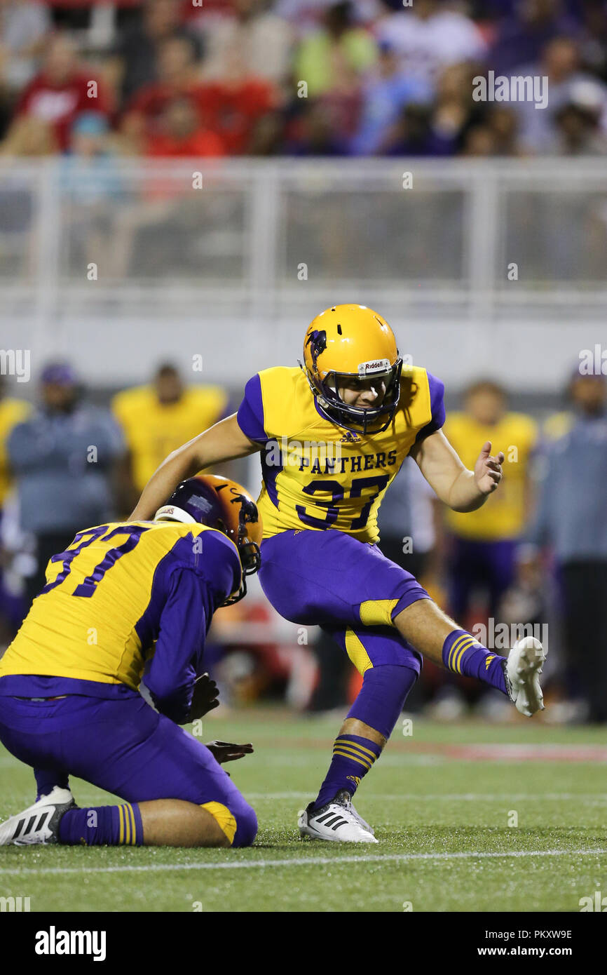 Christopher elder hi-res stock photography and images - Alamy