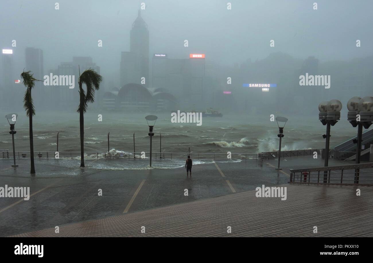Cyclone warning signal hi-res stock photography and images - Alamy