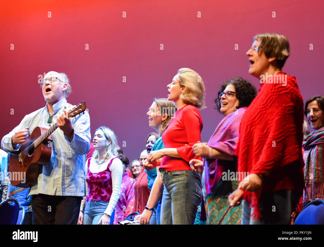 Wellington, Museum in Wellington. 16th Sep, 2018. Singers from ...