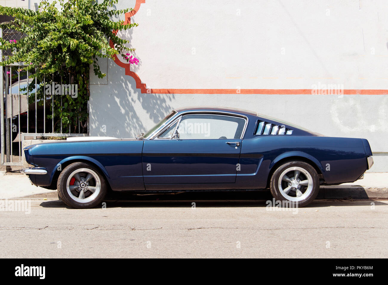 A view of a classic vintage pick up truck car in the street in LA Stock ...