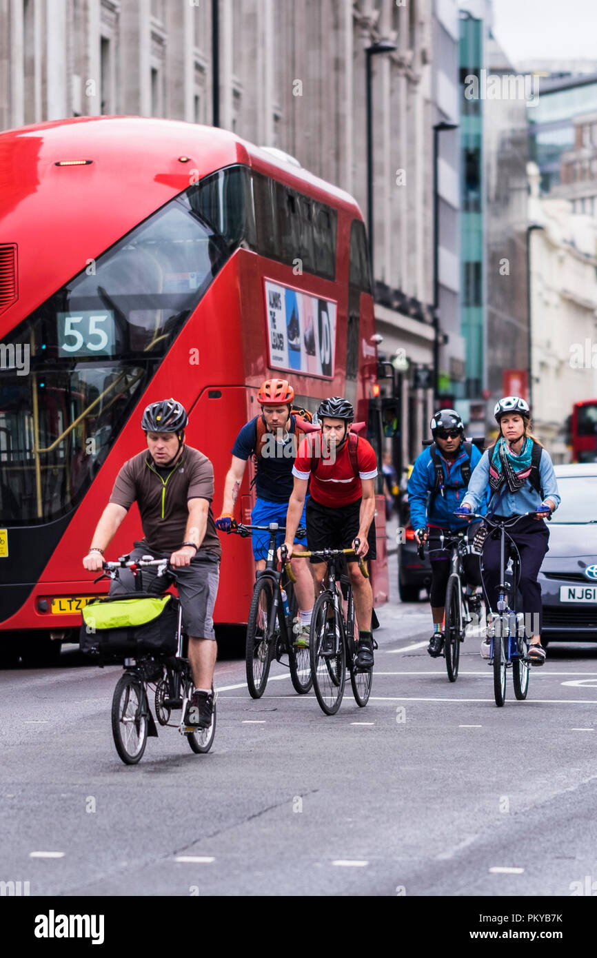 Cycling through london hi-res stock photography and images - Alamy