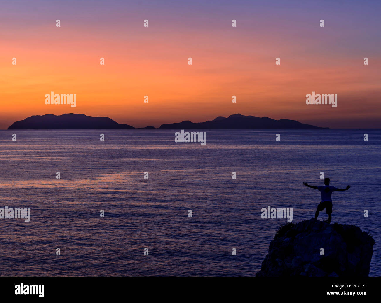 Endless view hi-res stock photography and images - Alamy