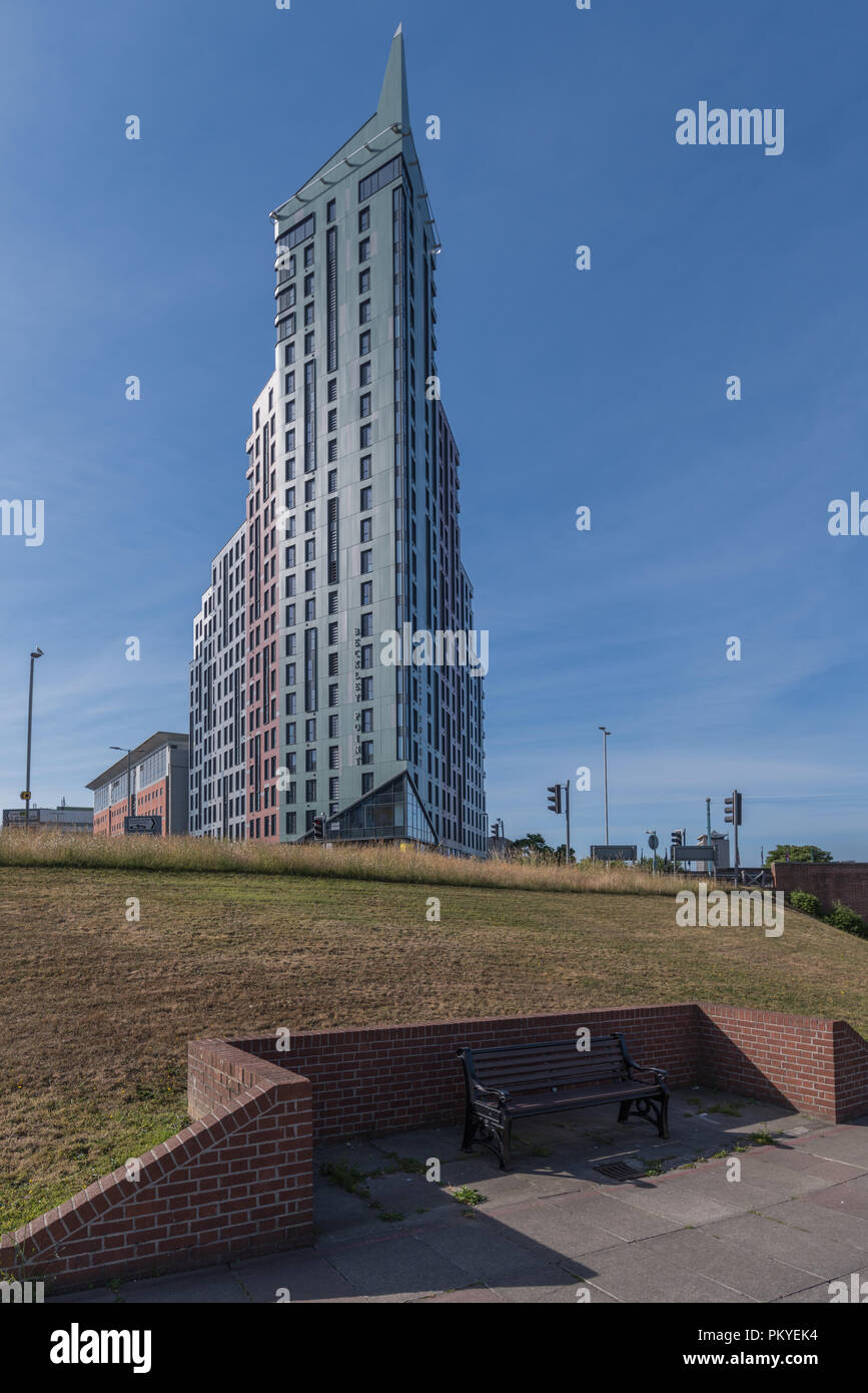 Student block of flats hi-res stock photography and images - Alamy