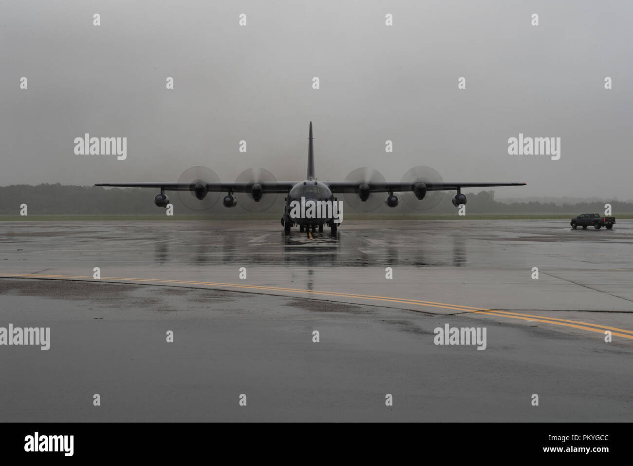 Airmen and equipment from the 334th Air Expeditionary Group arrived at ...