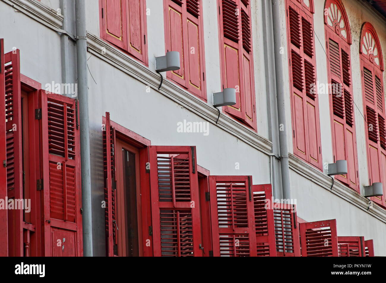 Red shutter shutters hi-res stock photography and images - Alamy