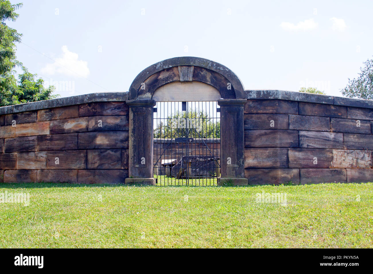 The President’s Half Acre Stonewall Cemetery in Lancaster, Ohio ...