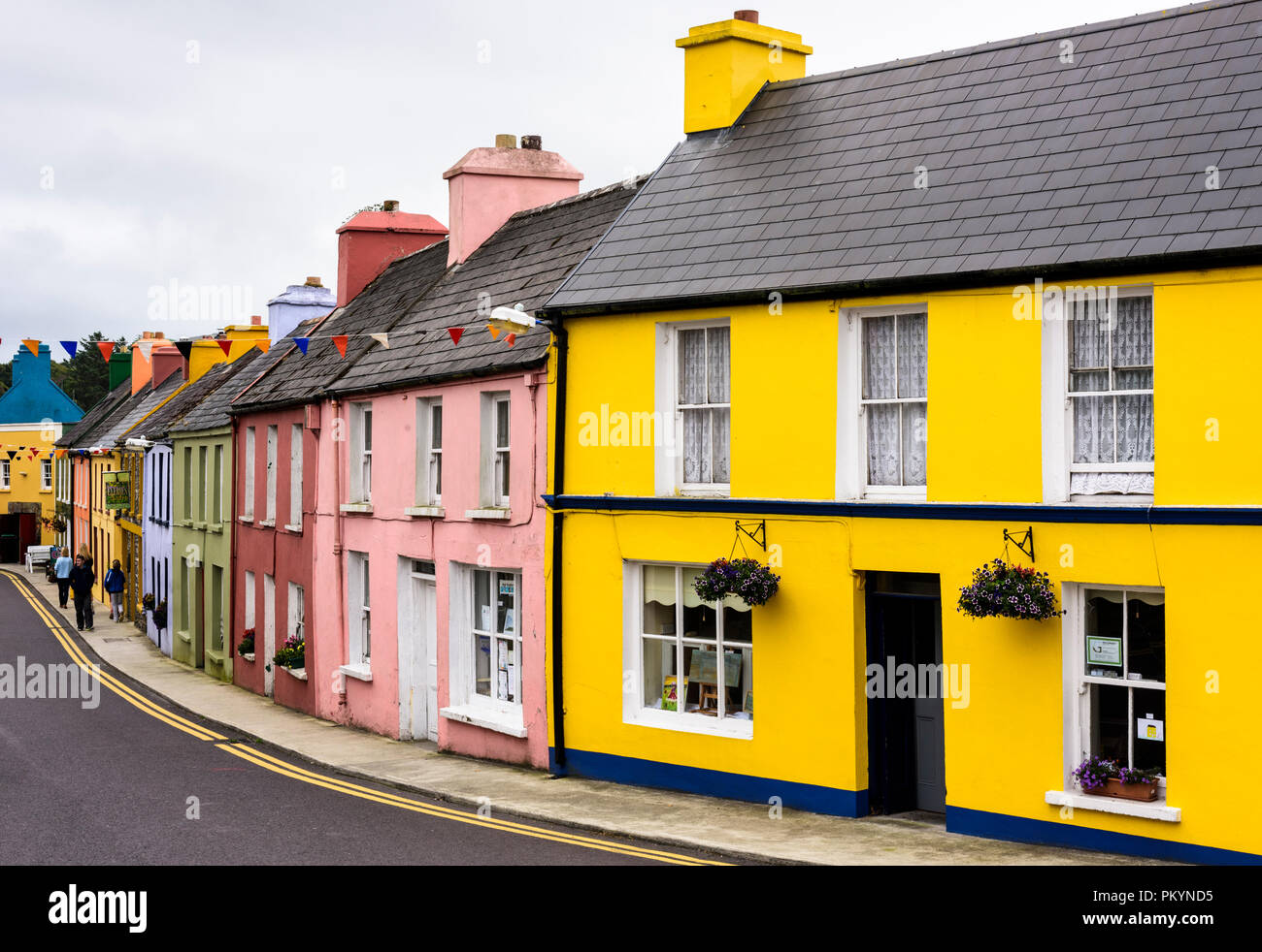 Eyeries beara peninsula ireland hi-res stock photography and images - Alamy