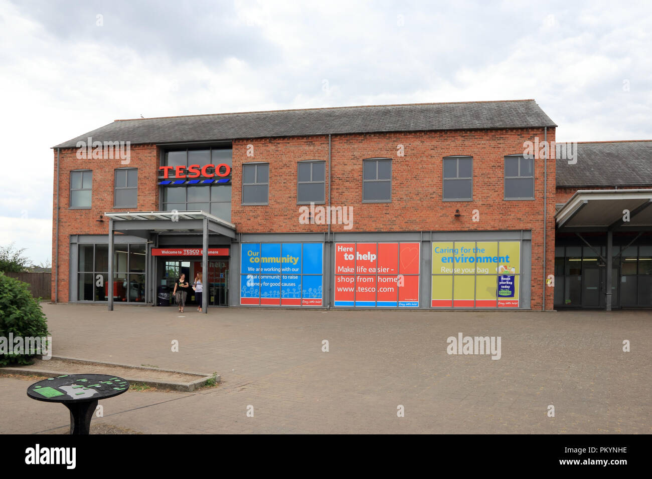 Tesco supermarket, Ellesmere, Shropshire Stock Photo - Alamy