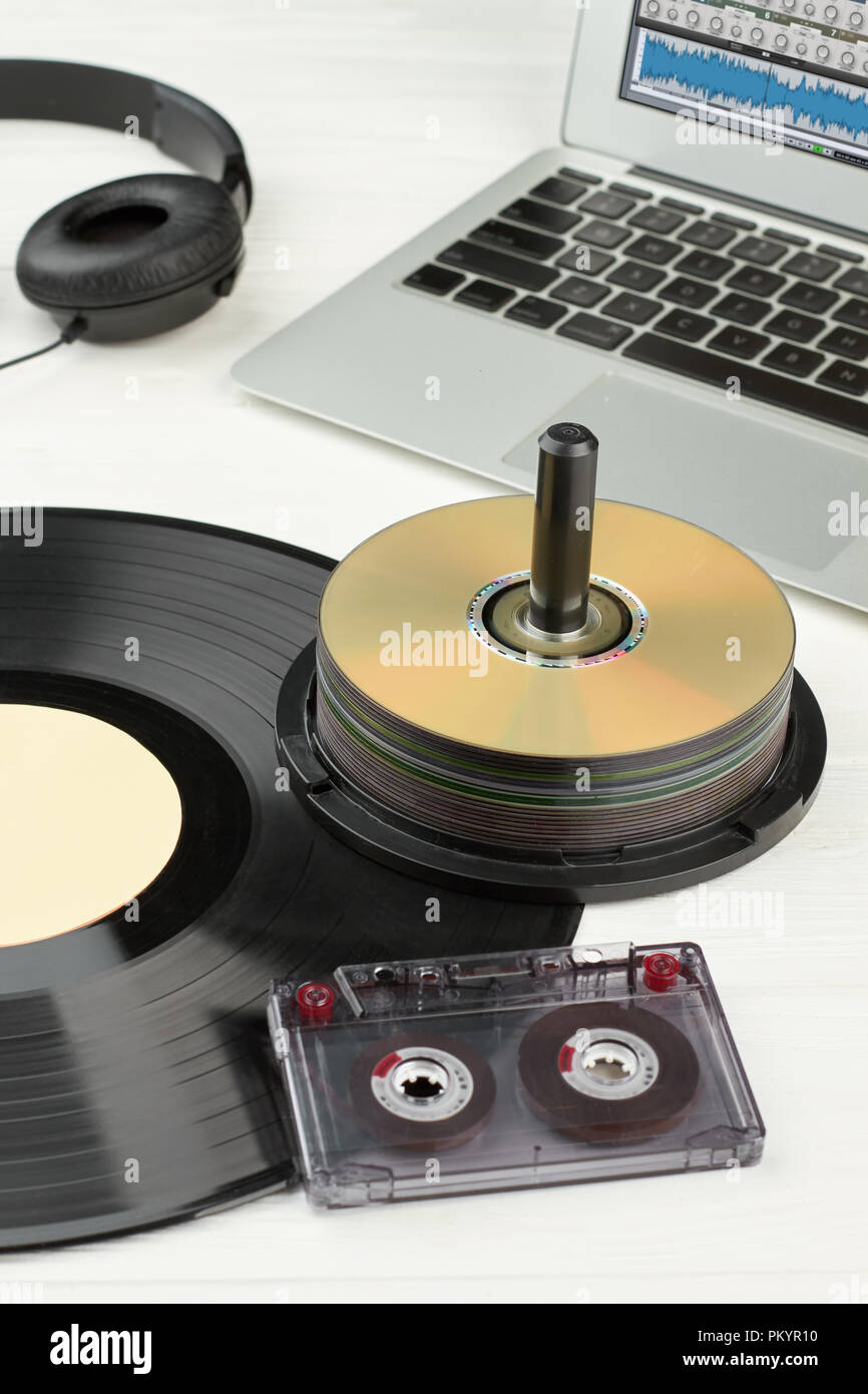 Digital cassettes hi-res stock photography and images - Alamy