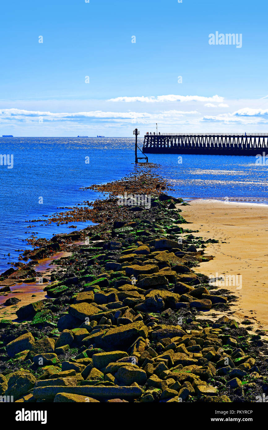 Blyth pier beach and fishermen blue sky Stock Photo - Alamy