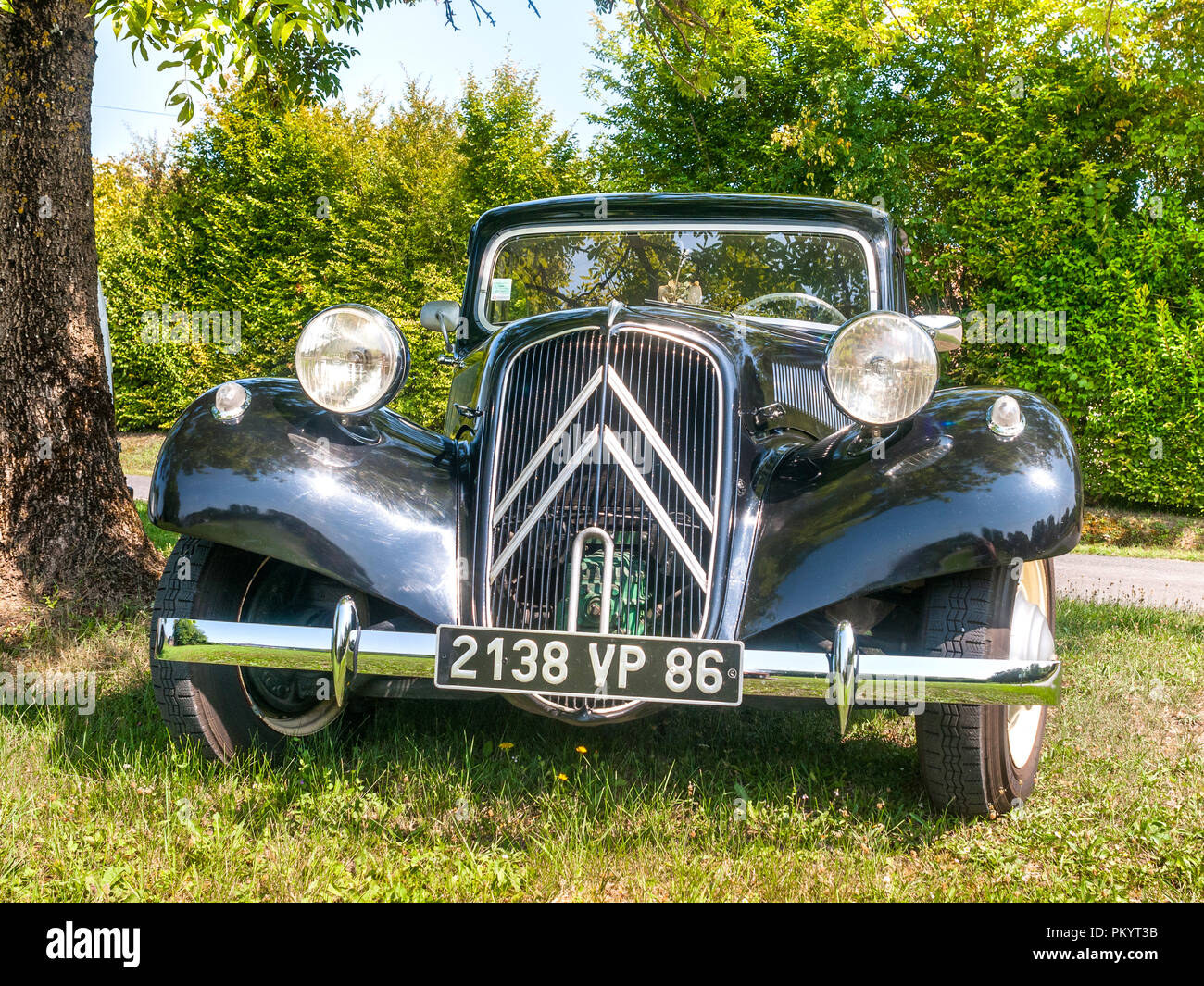 Classic black citroen traction avant hi-res stock photography and ...