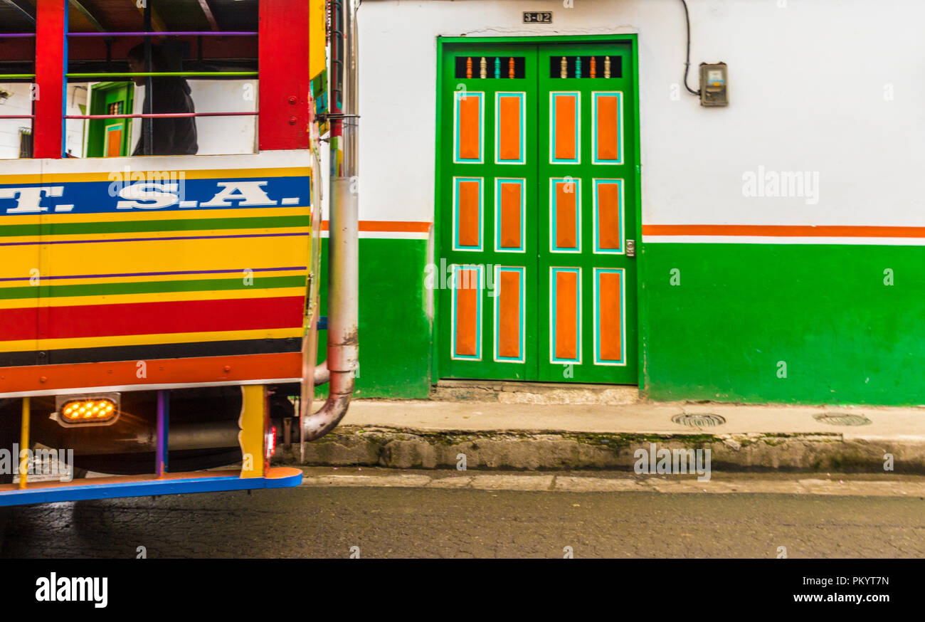 Bus colombia colombia south america hi-res stock photography and images ...