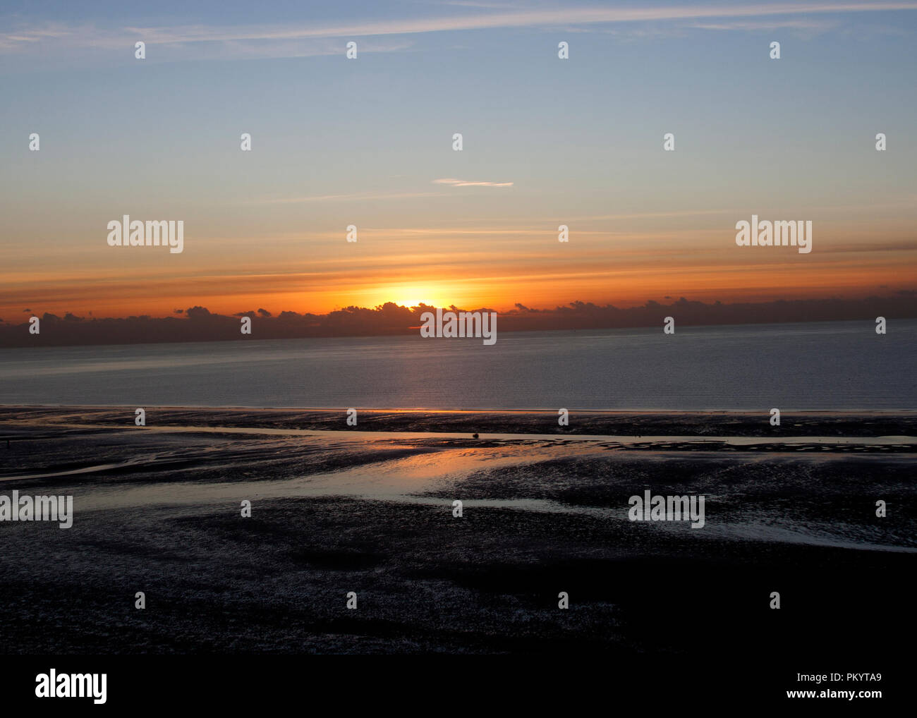 Sunset over River Wyre at Fleetwood UK Stock Photo - Alamy